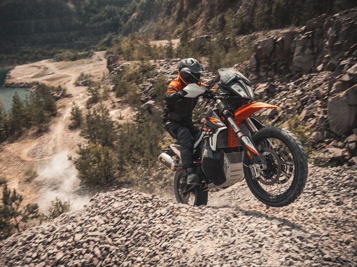 KTM - READY TO RACE